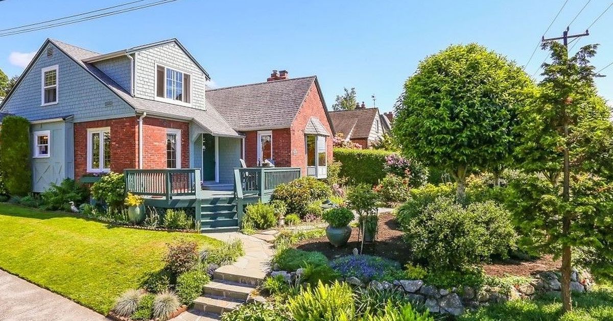 8602 Fauntleroy Wy SW, Seattle WA 98136 | ListReports